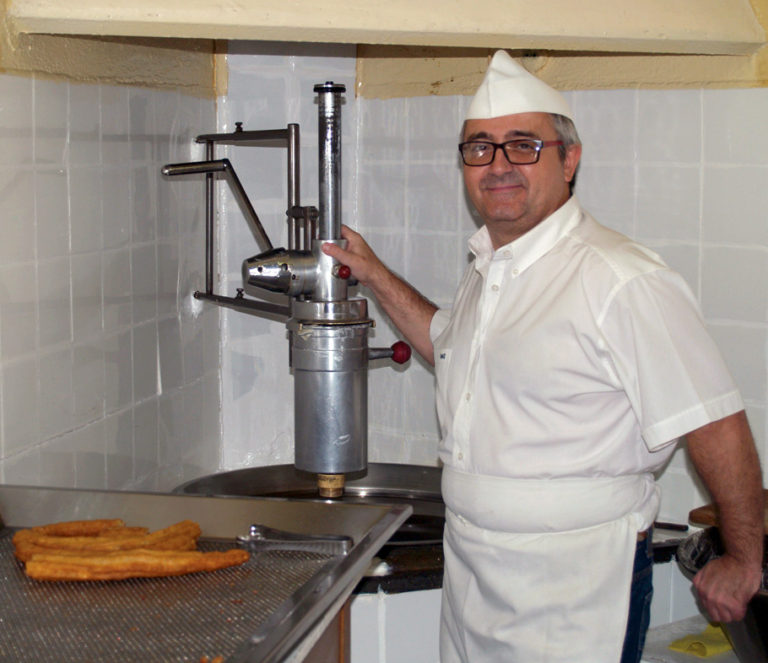 Churrero (Especialista) - Wiki Hostelería